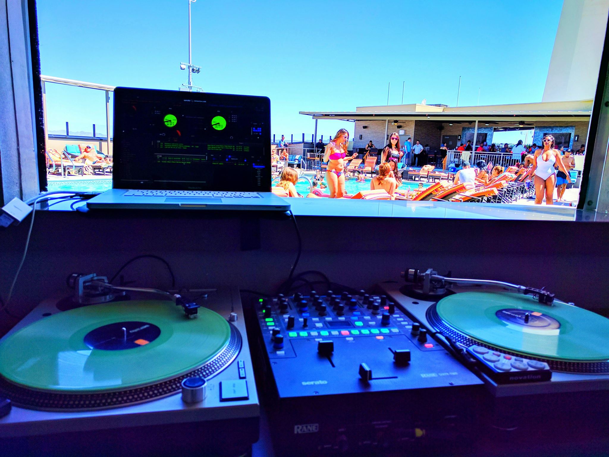 The Best EDC Week Events and Eats Along the Way