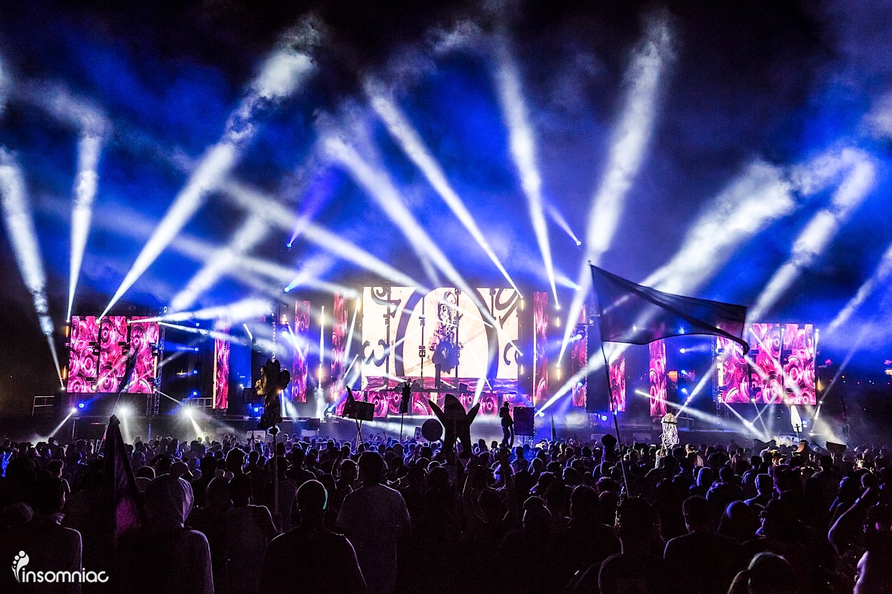 35 Historical Photos of Beyond Wonderland