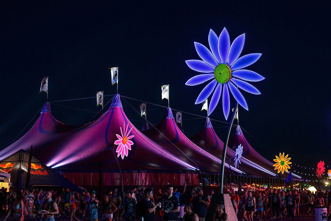 A Stroll Through EDC 2018 [Playlist]