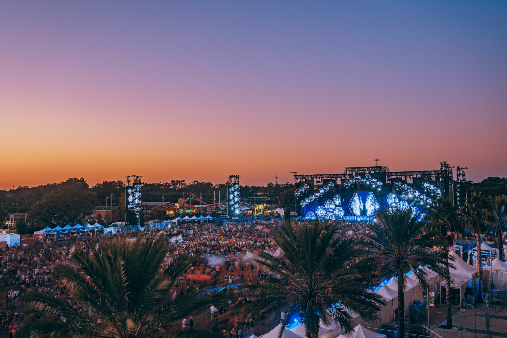 Beautiful Sets, Best Photos and Record Numbers of EDC Orlando 2019