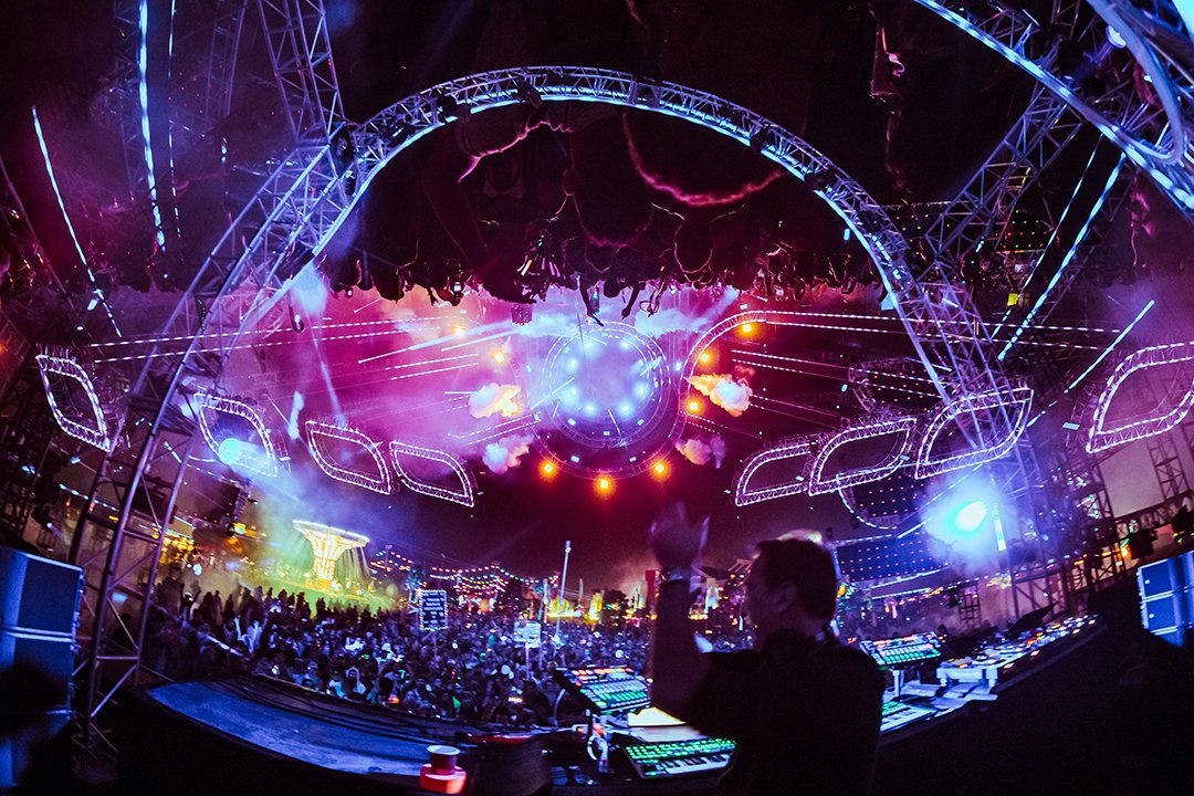 New Developments Excepted at EDC Orlando's StereoBloom Stage