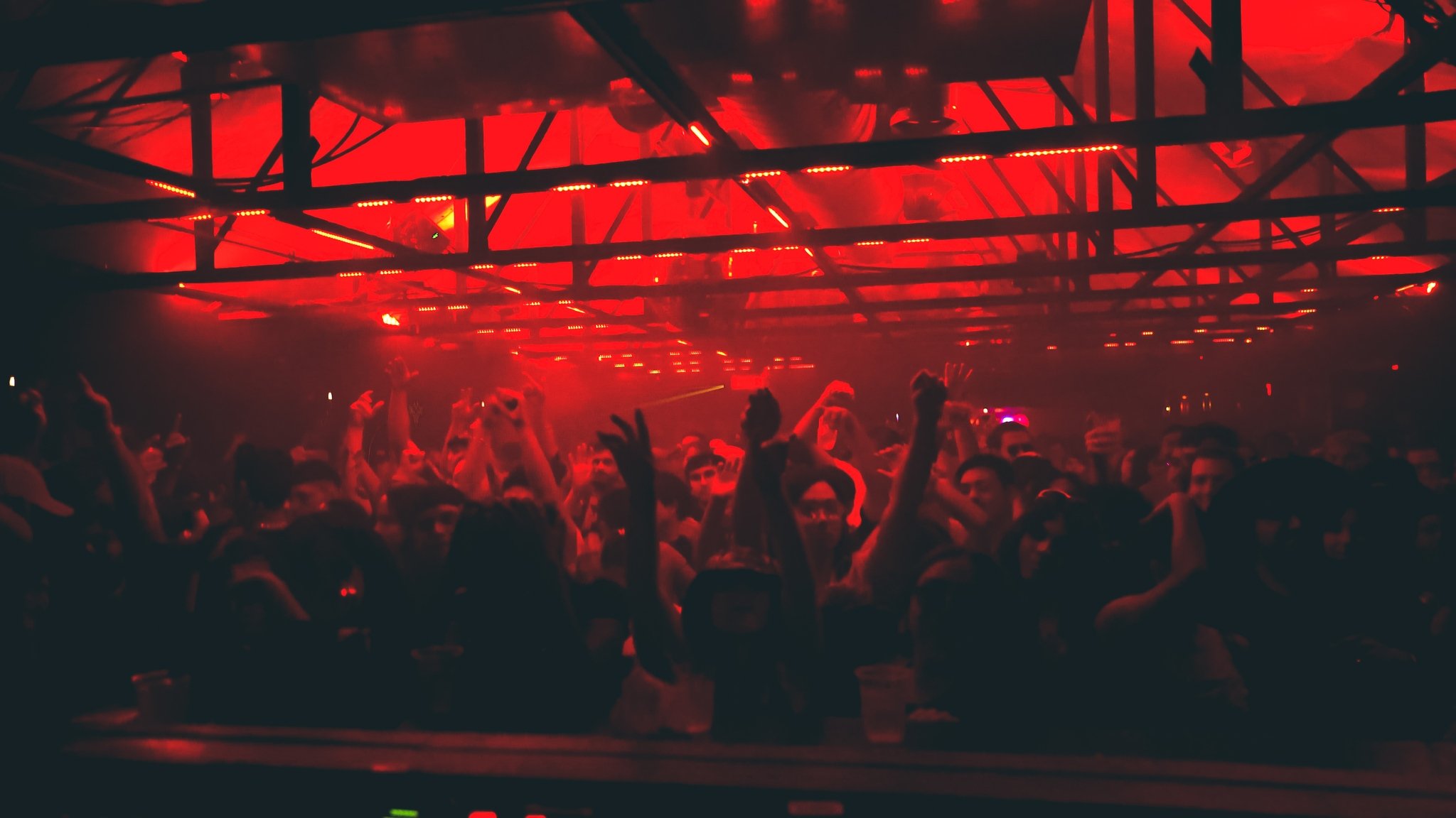 Interview with Left/Right Following his Immersive Rave Energy Tour