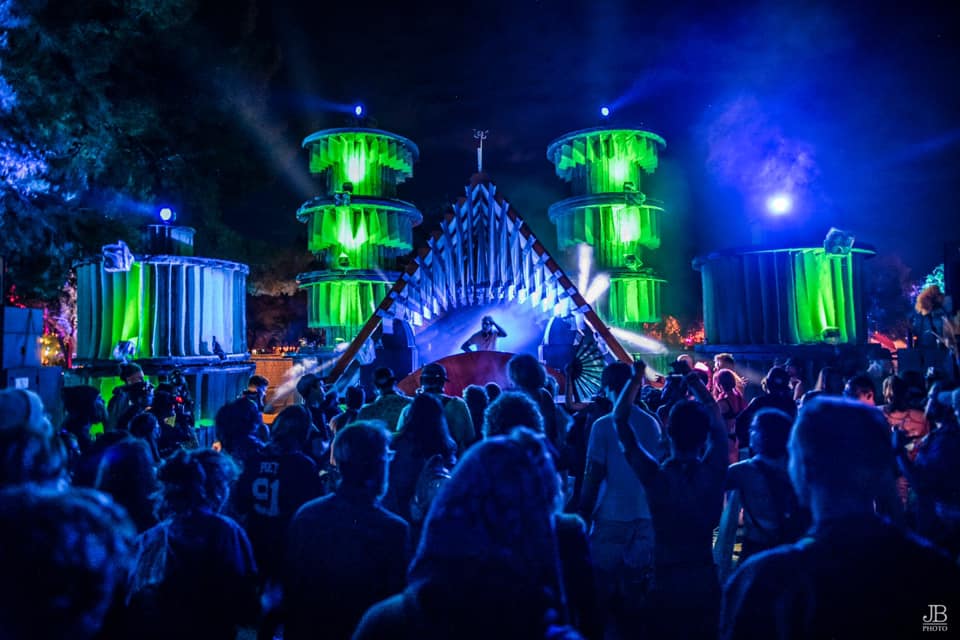 Interview with Left/Right Following his Immersive Rave Energy Tour