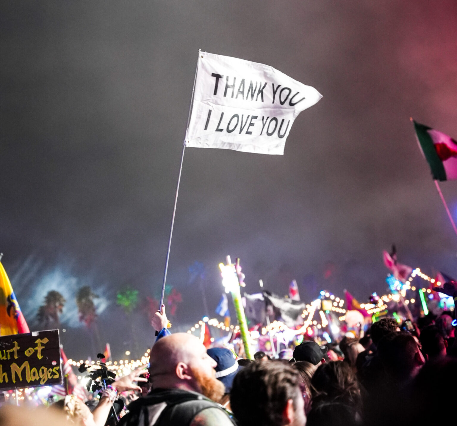 Rage Sticks: All You Need to Make Your Own Festival Totem | Totems